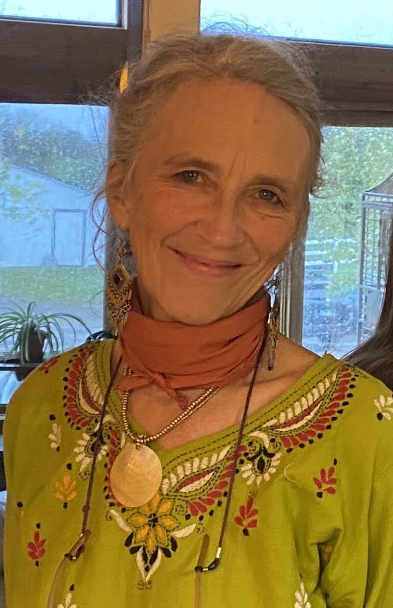 Community Sing with Liz Rog - FOLKLORE VILLAGE