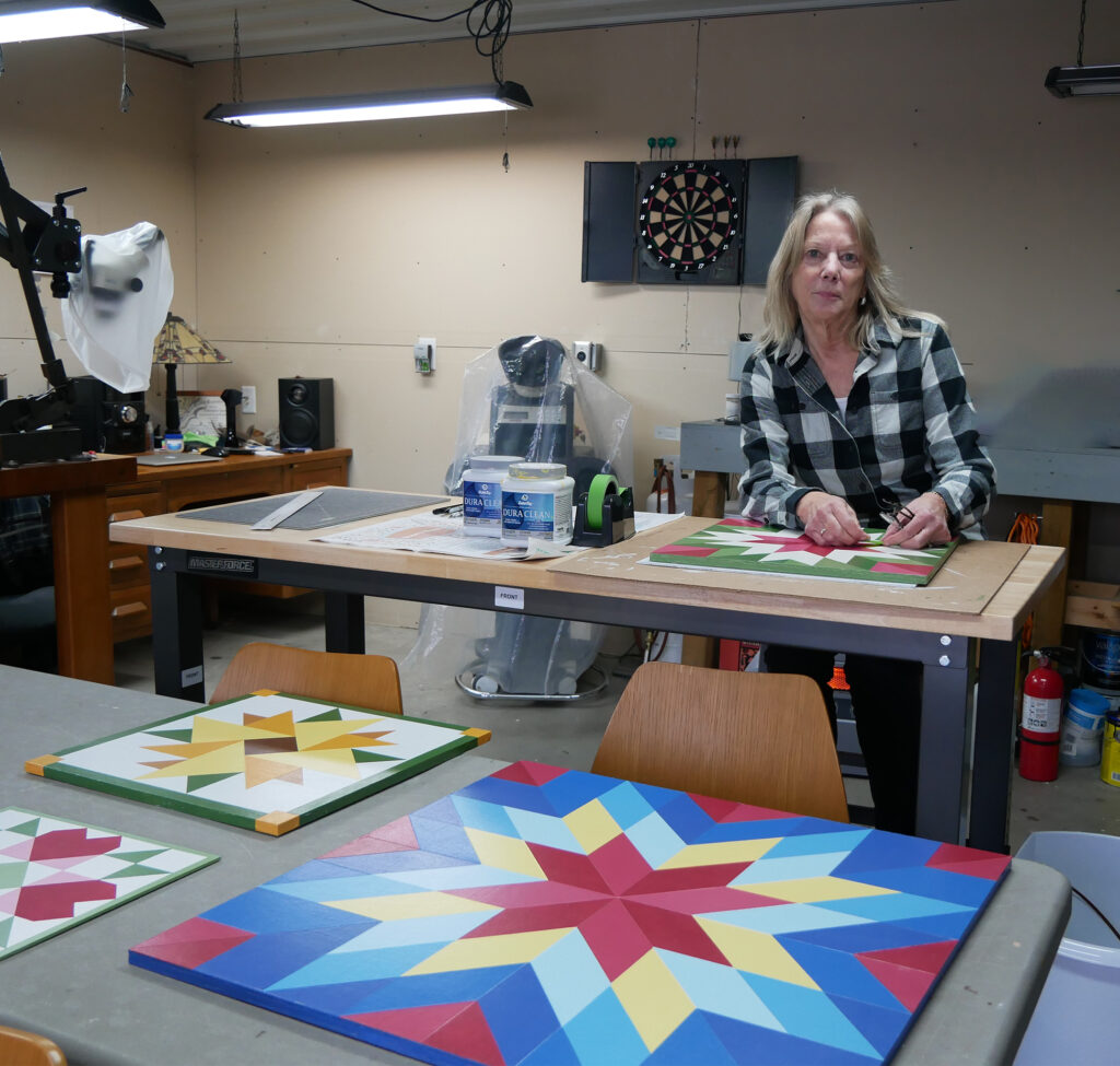 Barn Quilt Painting Workshop with Lori Schaefer - FOLKLORE VILLAGE